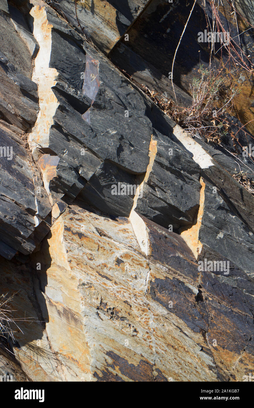 Phyllite metamorphic rock hi-res stock photography and images - Alamy