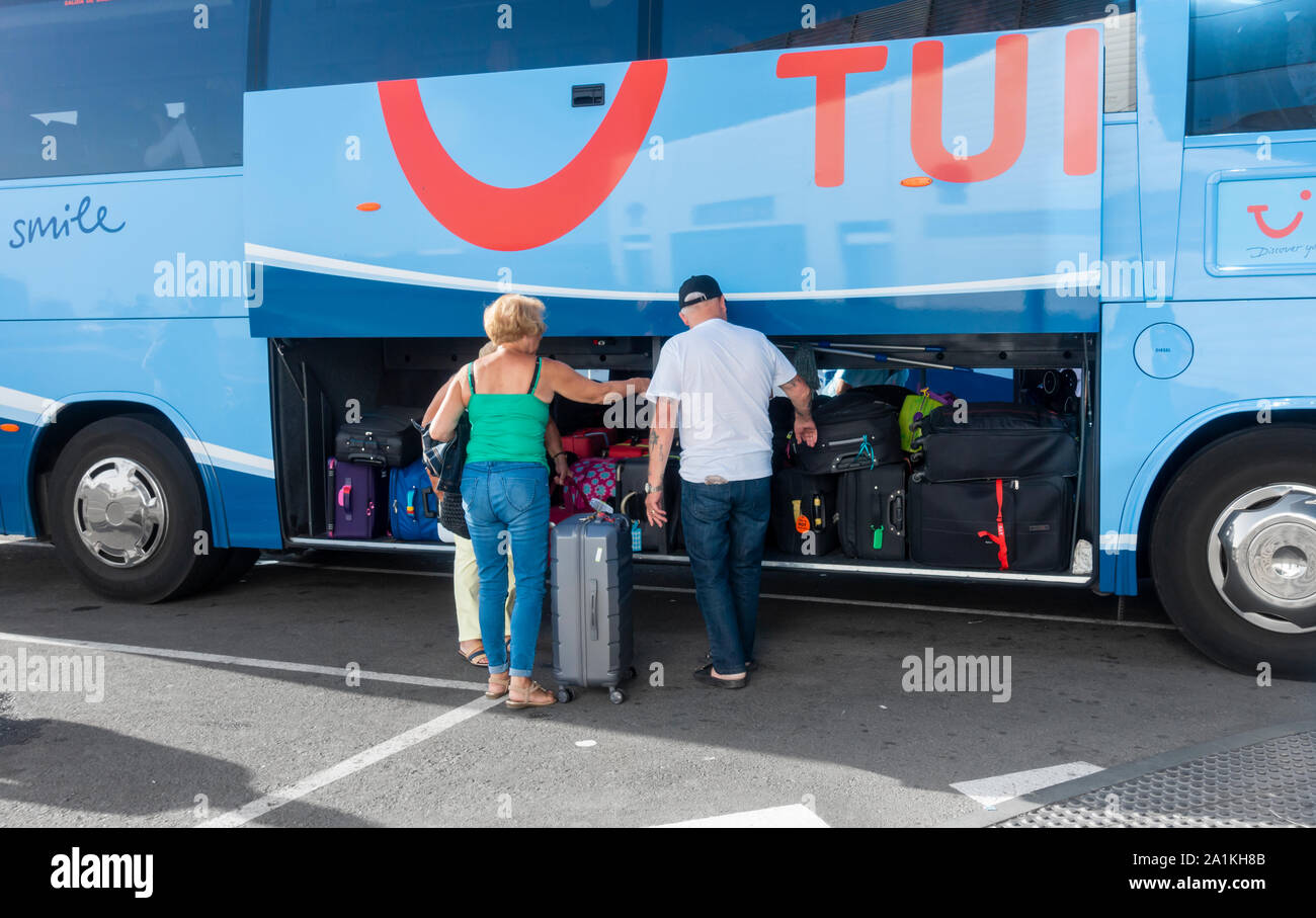 Bus travel spain hi-res stock photography and images - Alamy