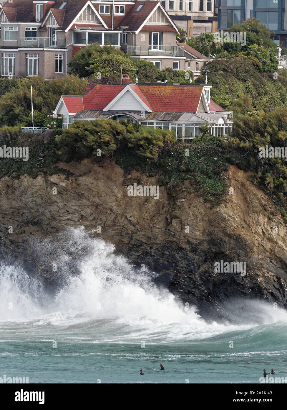 Towan island lashed by waves hi-res stock photography and images - Alamy