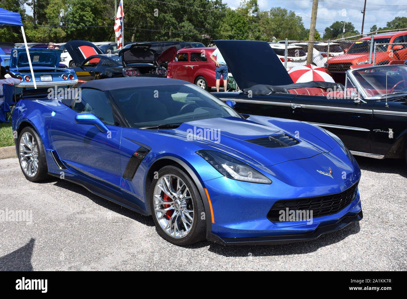 Blue corvette hi-res stock photography and images - Alamy