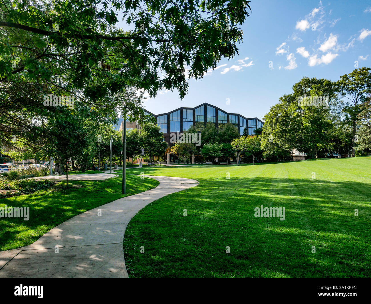 Scoville Park and Oak Park Public Library, main branch. Oak Park ...