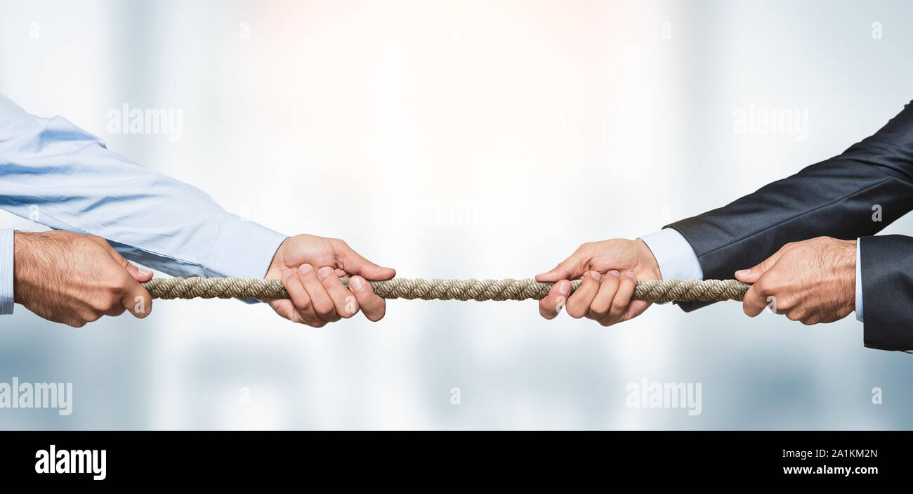 Pull the rope game hi-res stock photography and images - Alamy