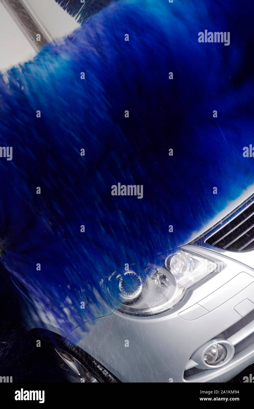 Spinning car was brushes hi-res stock photography and images - Alamy