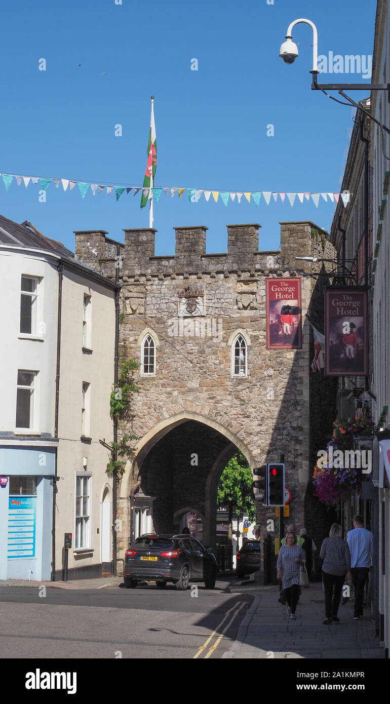 Chepstow town gate hi-res stock photography and images - Alamy