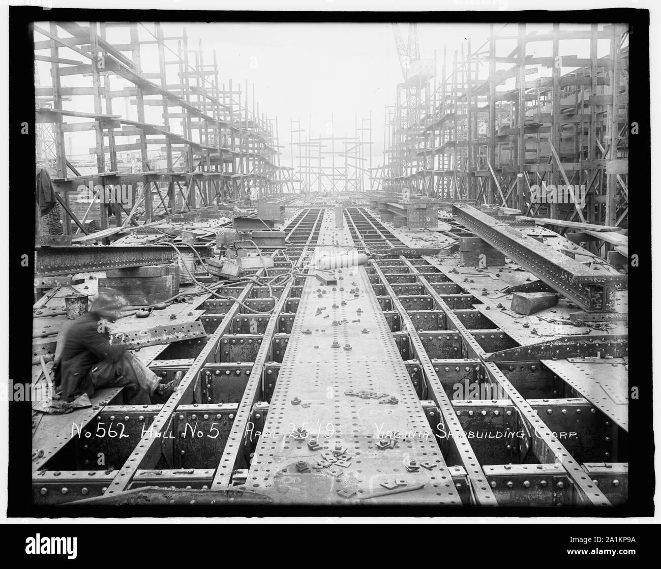 Shipbuilding process hi-res stock photography and images - Alamy