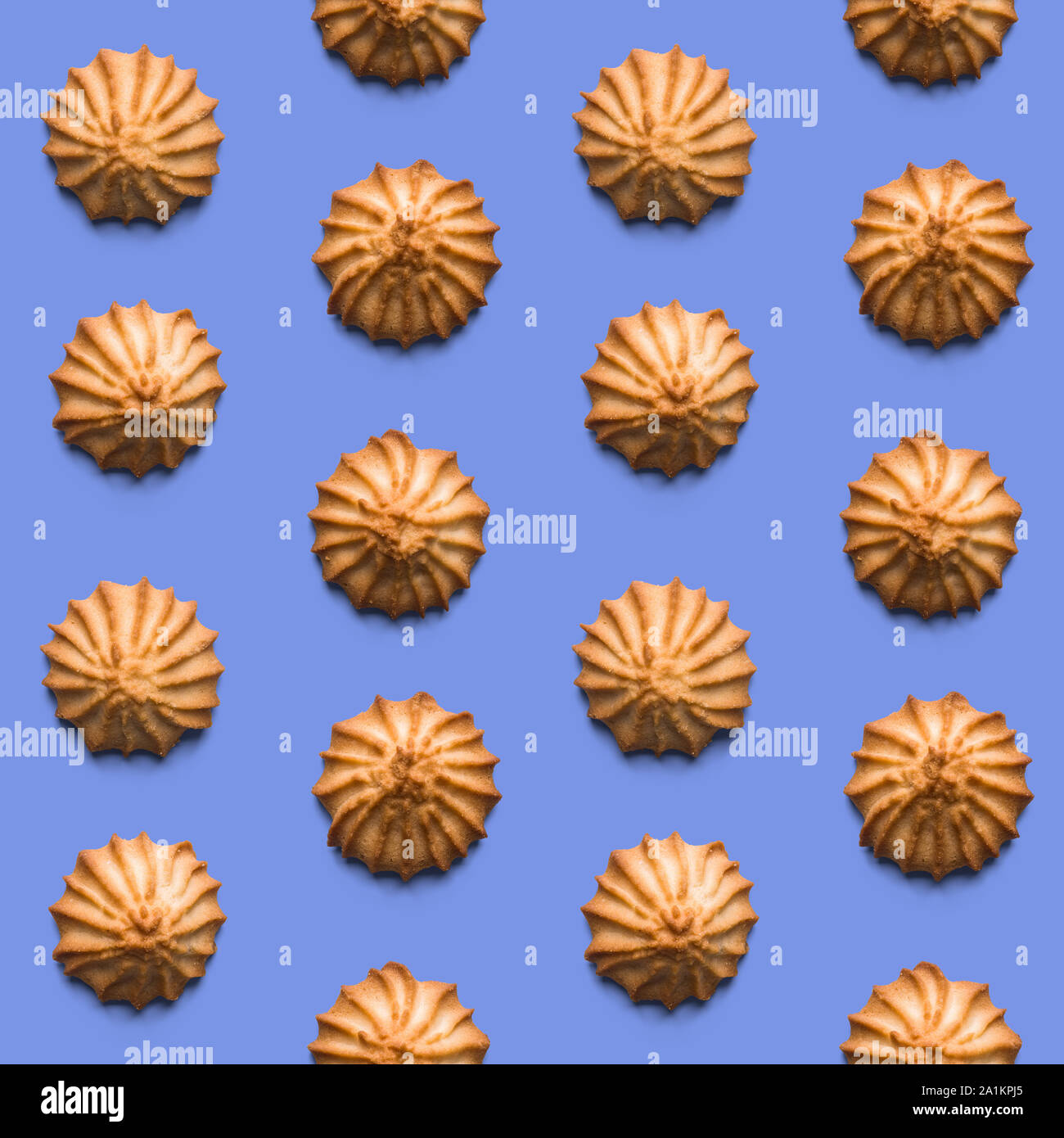 Biscuits on colourful background. Seamless pattern Stock Photo - Alamy