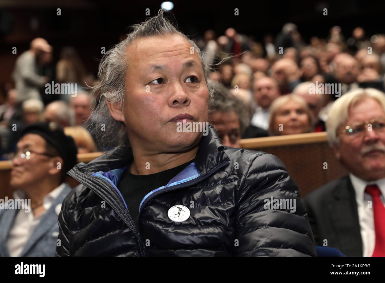 Duk Kim High Resolution Stock Photography and Images - Alamy