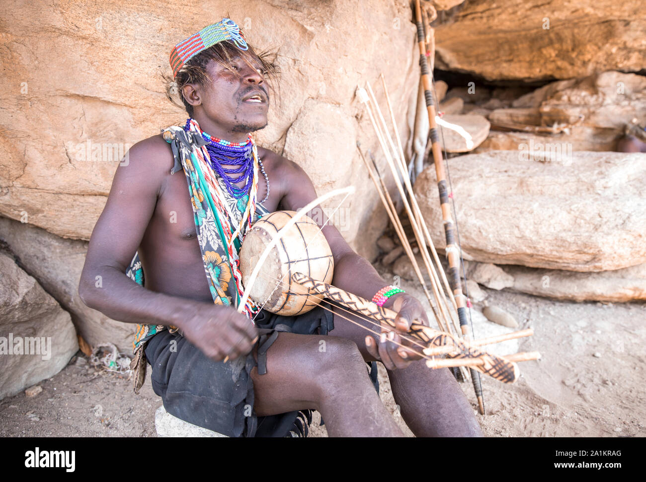 African tribe music hi-res stock photography and images - Alamy