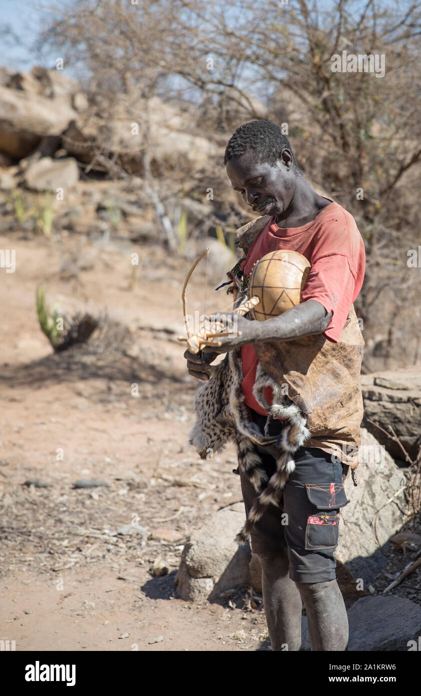 African tribe music hi-res stock photography and images - Alamy