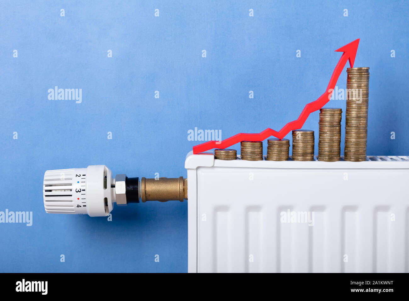 Increasing coins arrow hi-res stock photography and images - Alamy Increasing coins arrow hi-res stock photography and images - Alamy