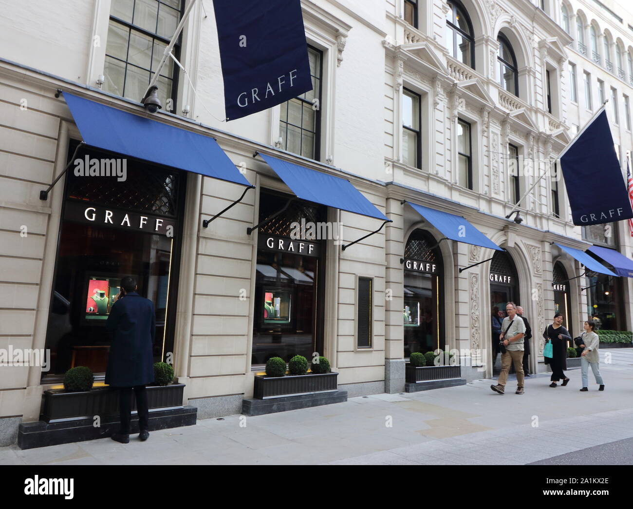 September 26, 2019, London, United Kingdom: Graff store in the Luxury ...