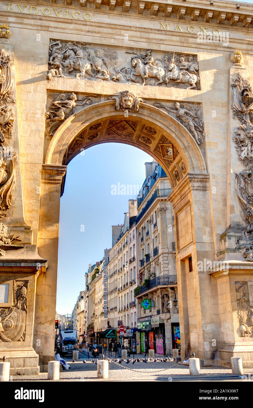 Paris, Saint-Denis Gate Stock Photo - Alamy