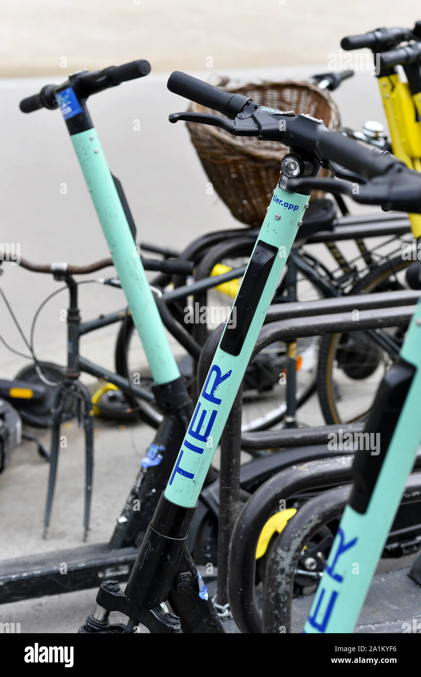 E-Scooters in free floating - Paris - France Stock Photo - Alamy