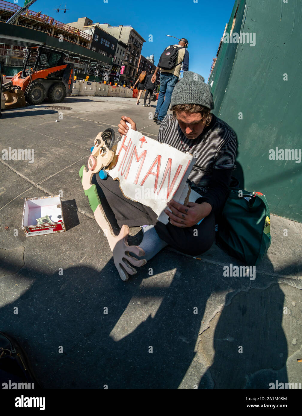 Homeless bum hi-res stock photography and images - Alamy