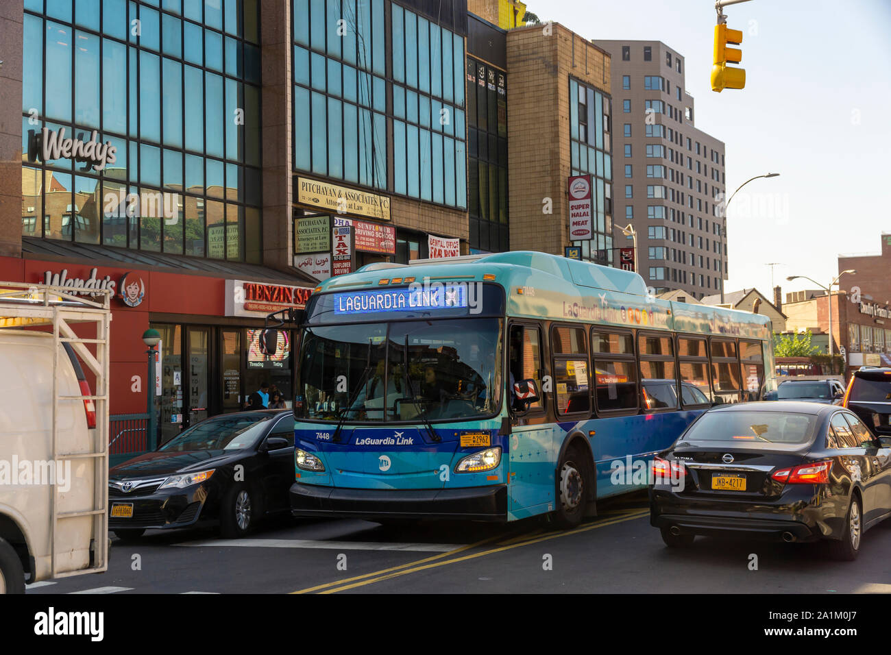 Laguardia link hi-res stock photography and images - Alamy