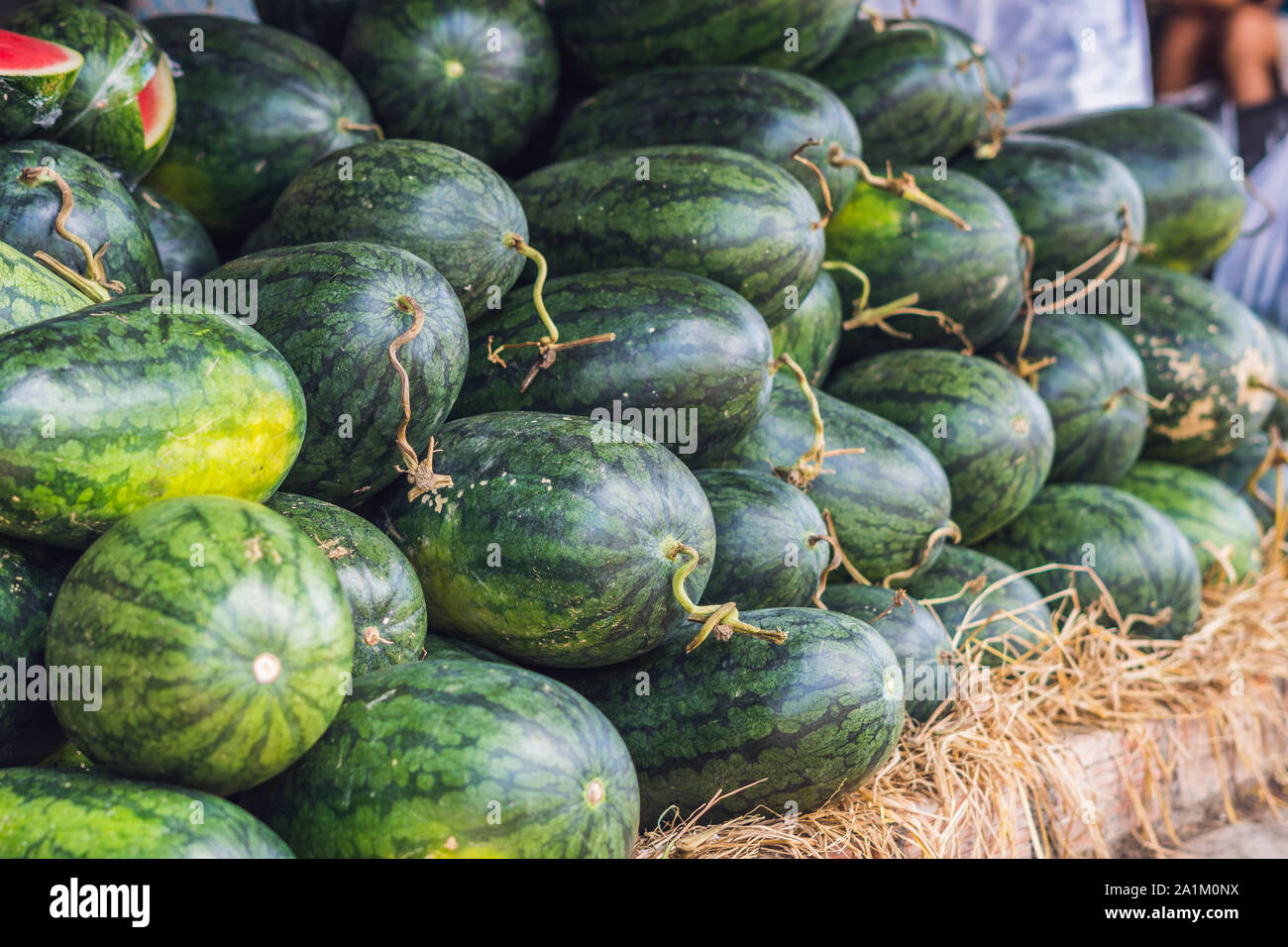 Watermelons in the Vietnamese market Stock Photo - Alamy