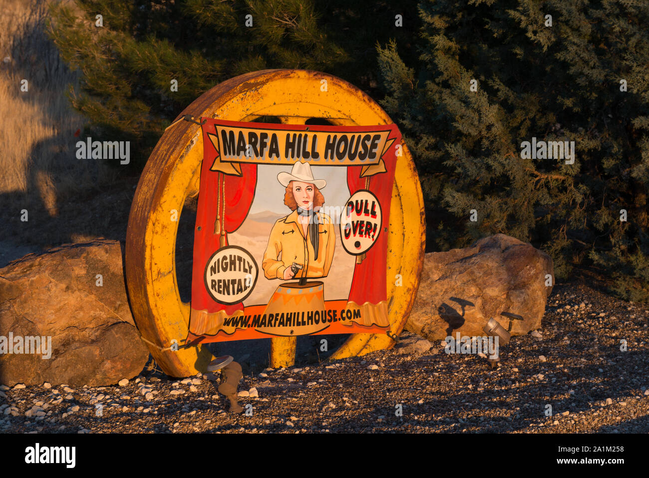 Marfa hill house hi-res stock photography and images - Alamy
