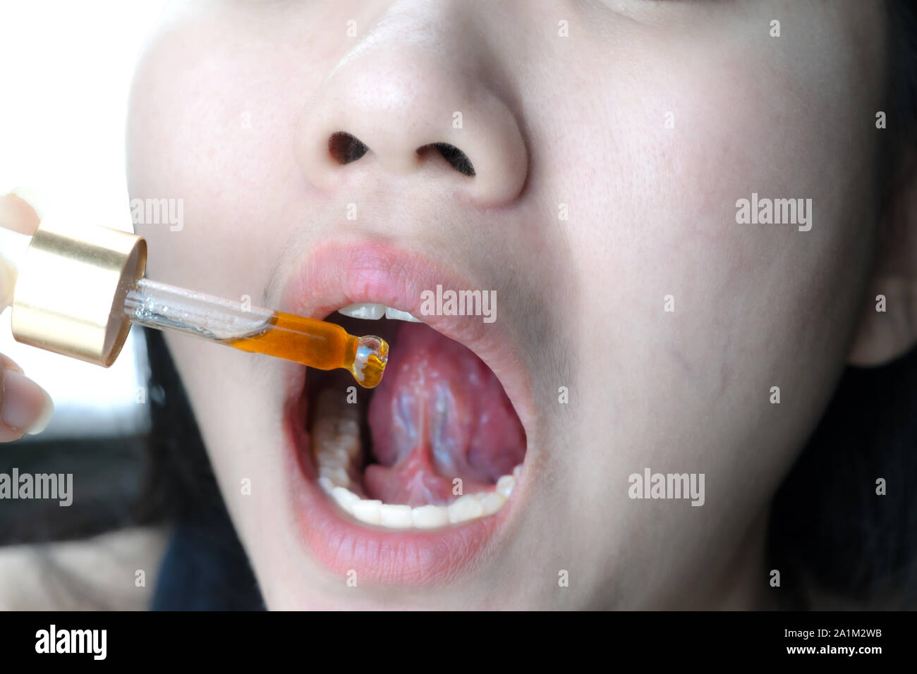 Sublingual hi-res stock photography and images - Alamy