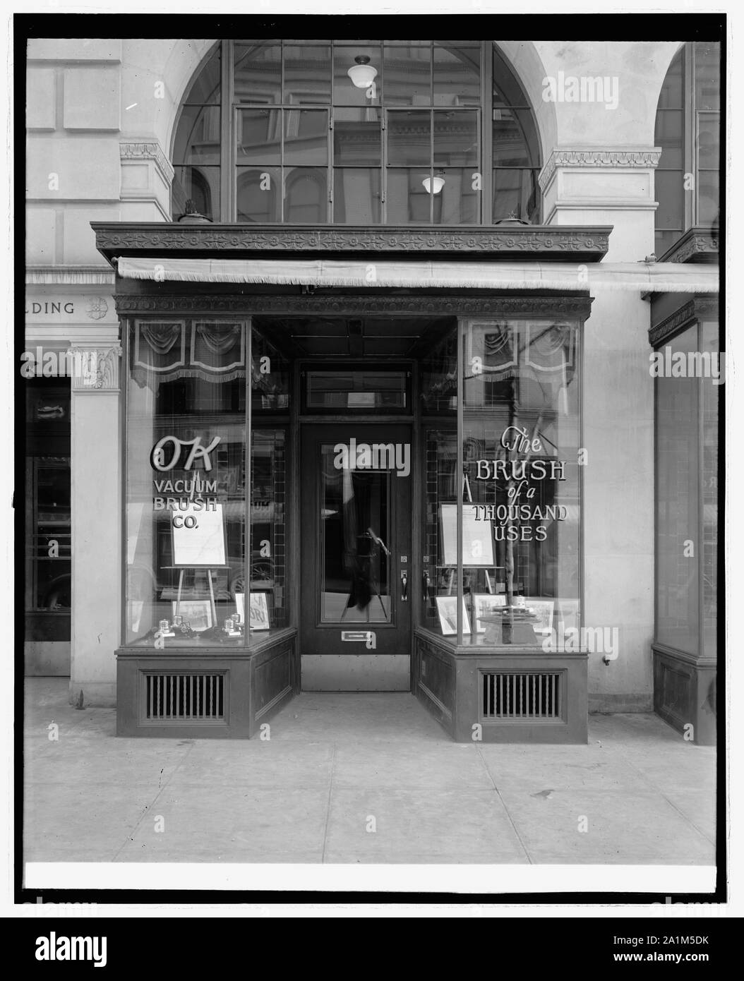 Company o Cut Out Stock Images & Pictures - Alamy