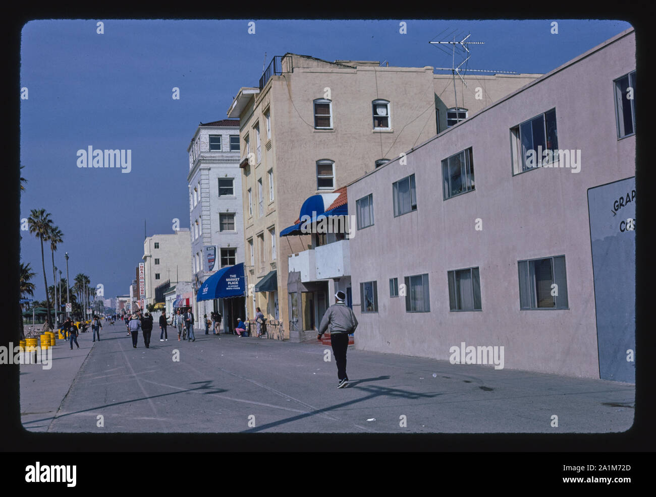 Oceanfront beachfront waterfront recreation hi-res stock photography ...