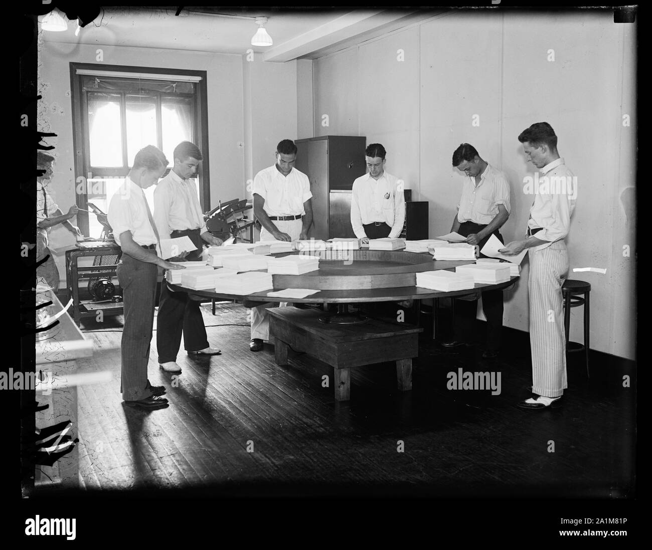 Corporate life office work Black and White Stock Photos & Images - Alamy