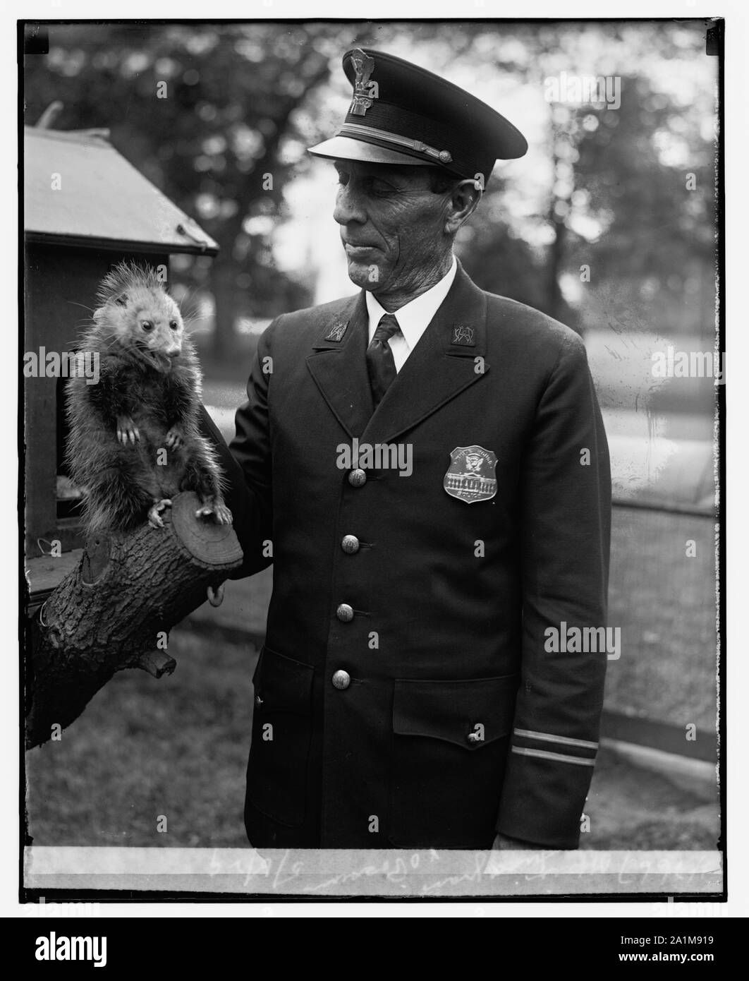 1920s police officer hi-res stock photography and images - Alamy