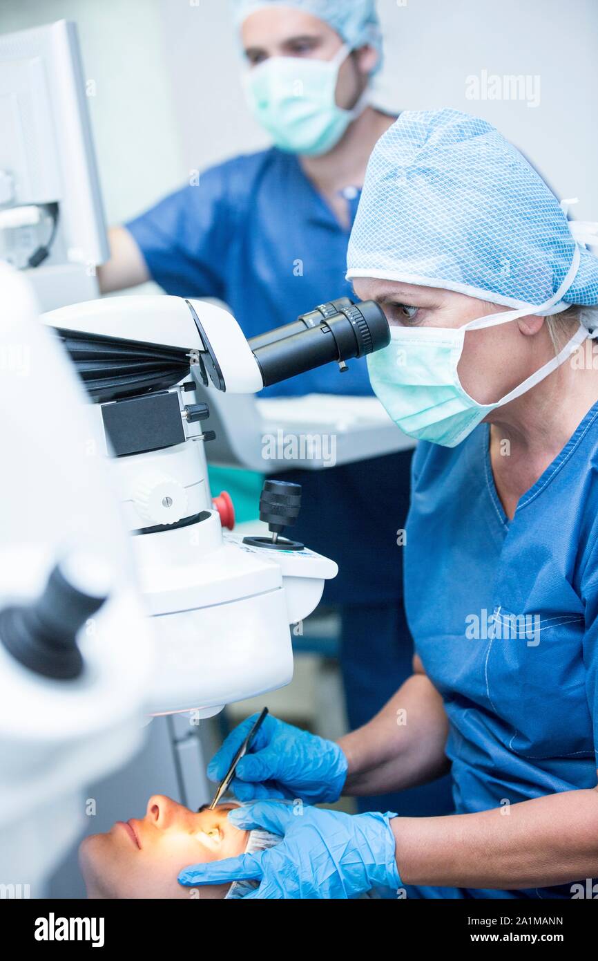 Patient undergoing laser eye surgery Stock Photo - Alamy