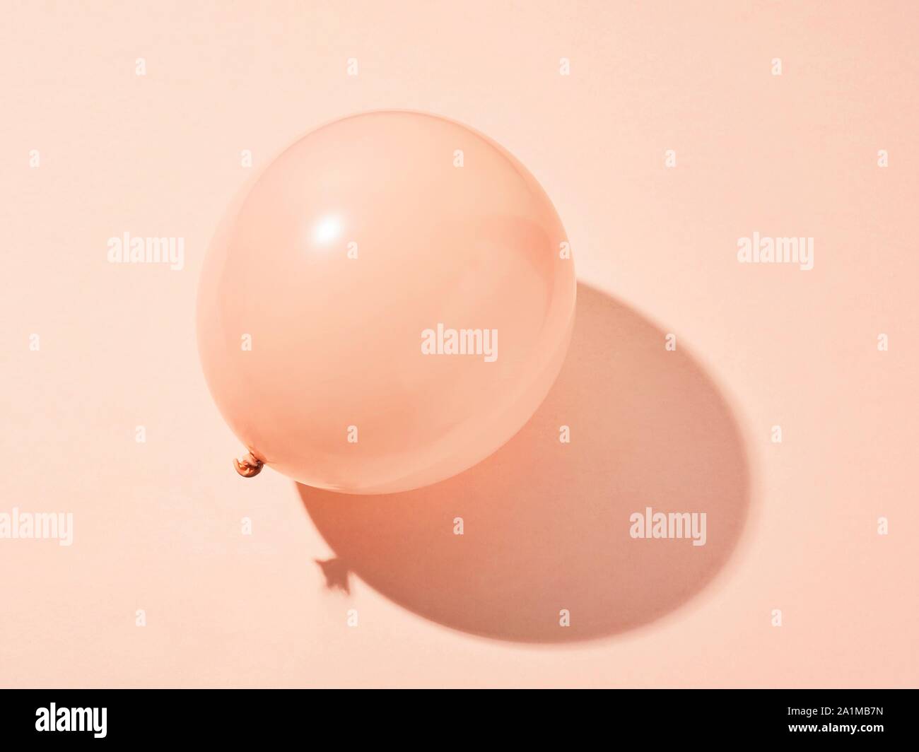 Balloon, studio shot Stock Photo - Alamy
