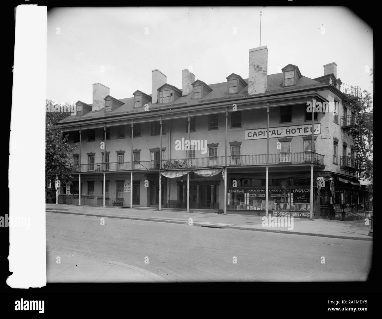Old Capitol Hotel Stock Photo - Alamy