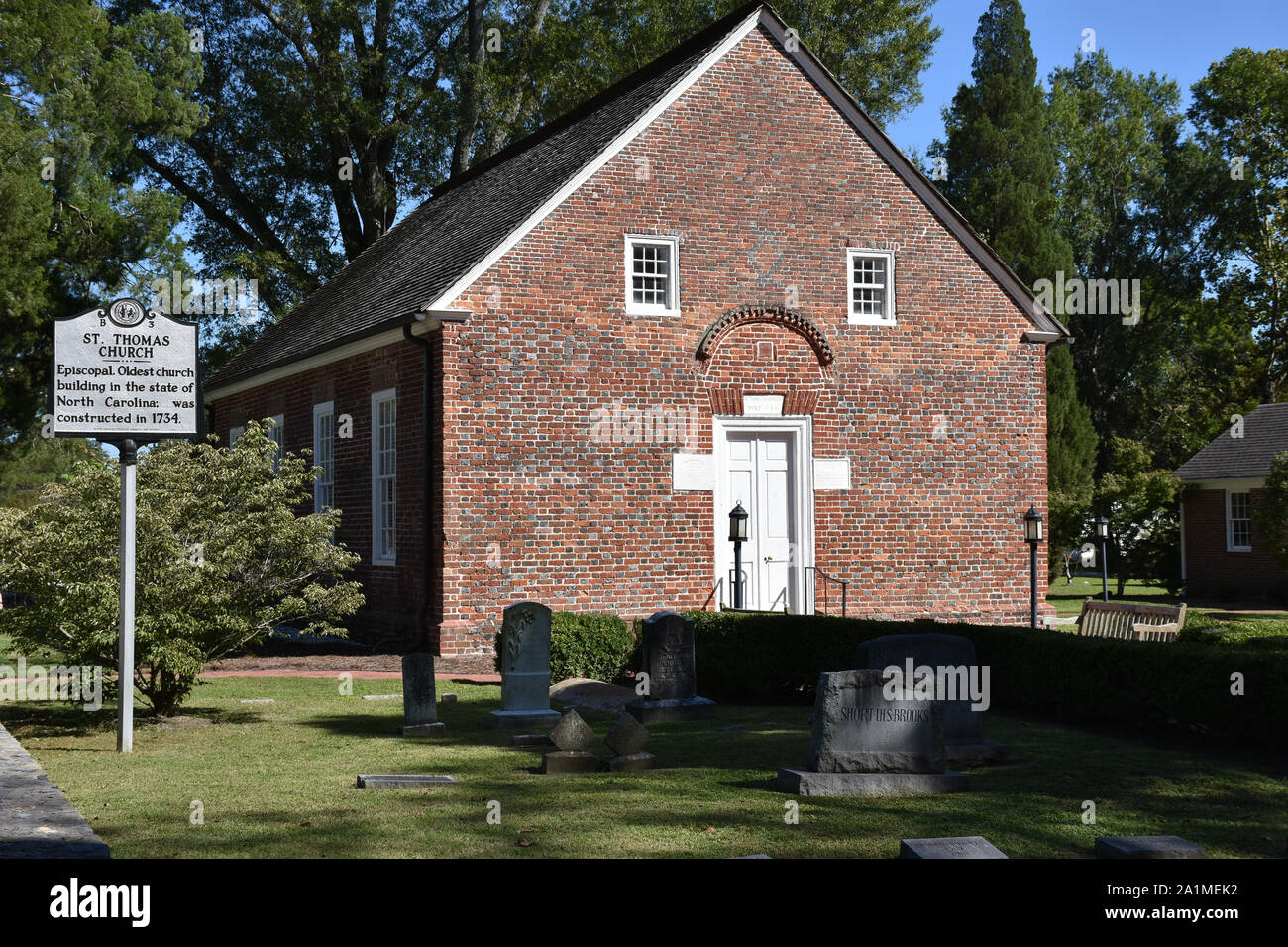 St. Thomas Church in Bath, North Carolina. The oldest church building ...