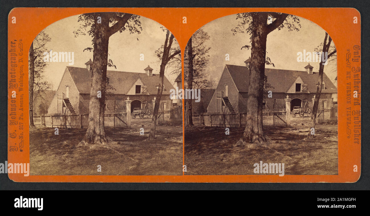 Old brick barn Stock Photo - Alamy