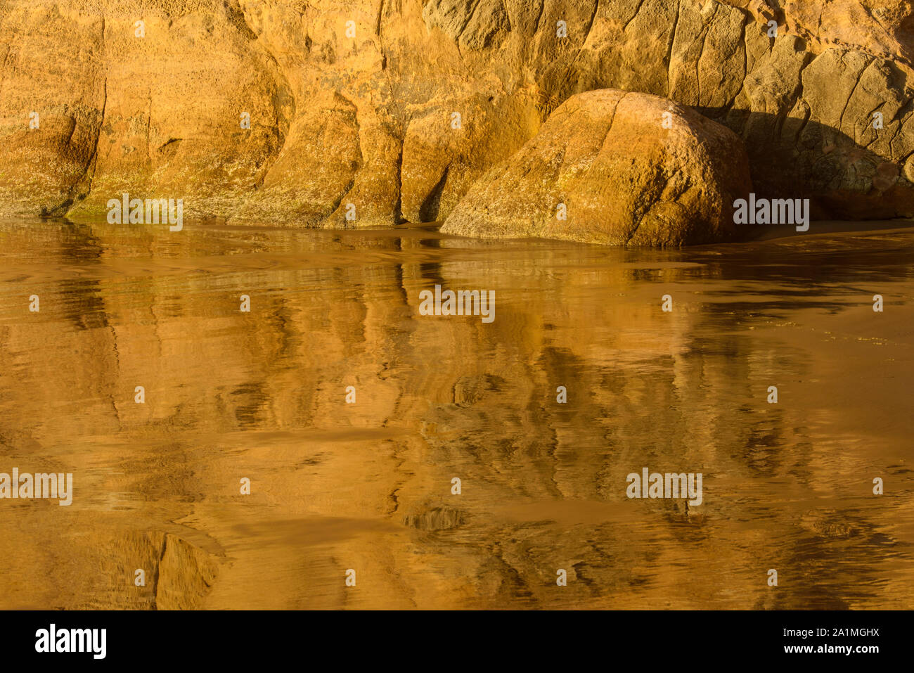 Beautiful sunset and marine vistas hi-res stock photography and images ...