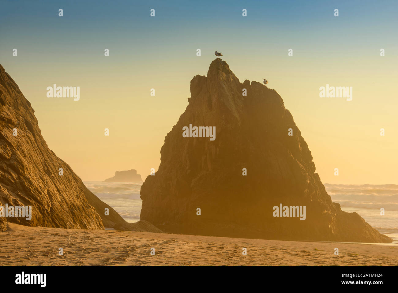 Beautiful sunset and marine vistas hi-res stock photography and images ...