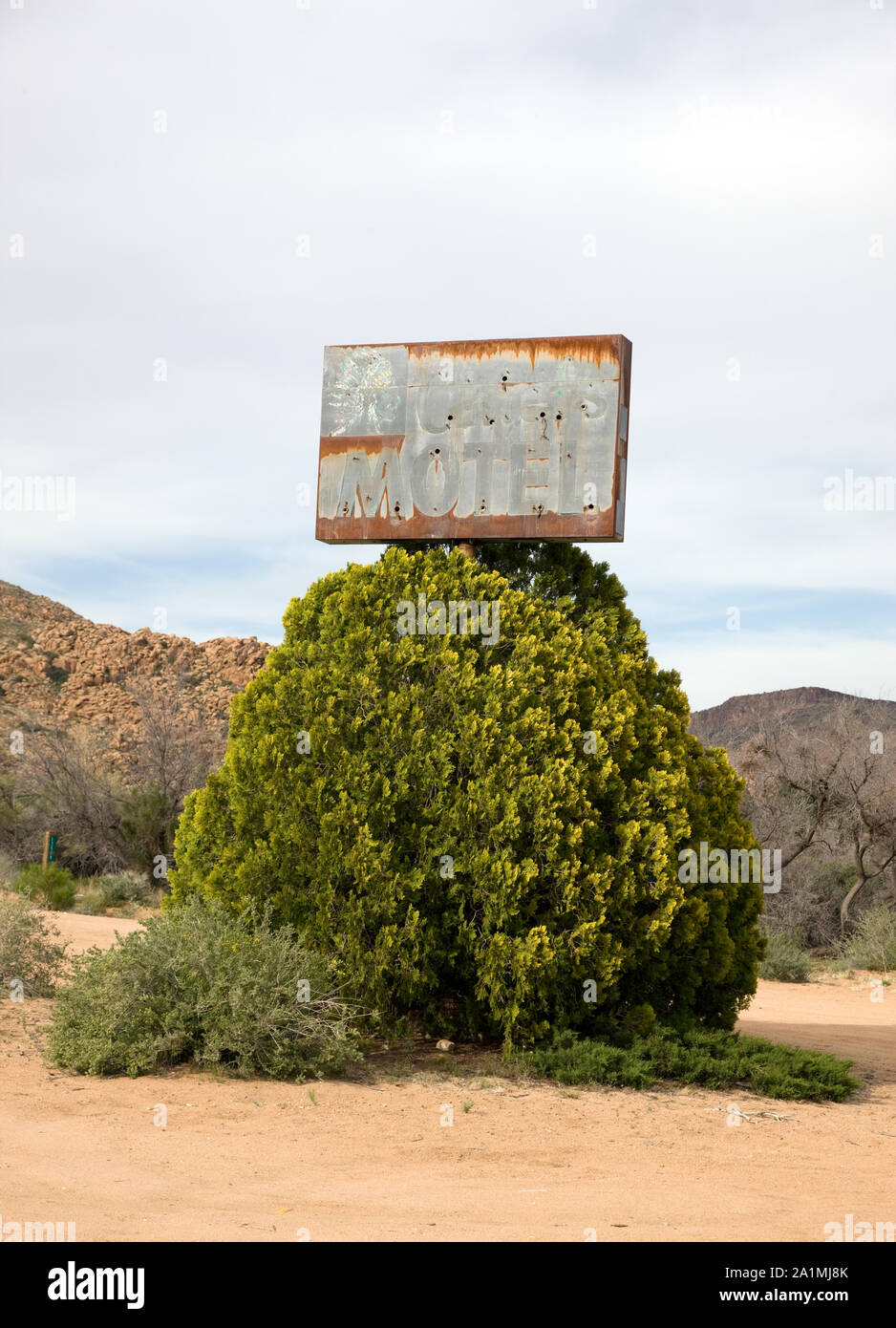 Nostalgic motel sign hi-res stock photography and images - Alamy