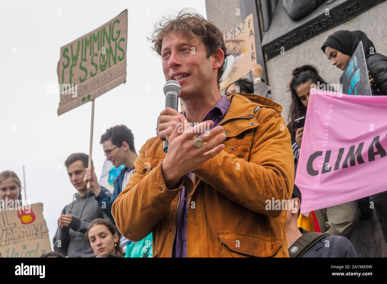 Sam lee folk hi-res stock photography and images - Alamy