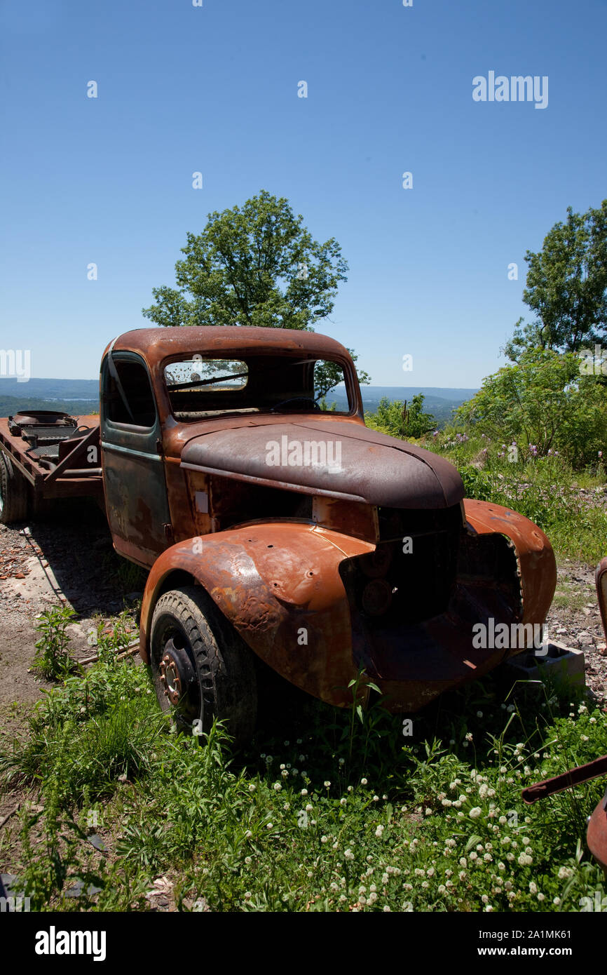 Old truck,] rural Alabama Stock Photo - Alamy