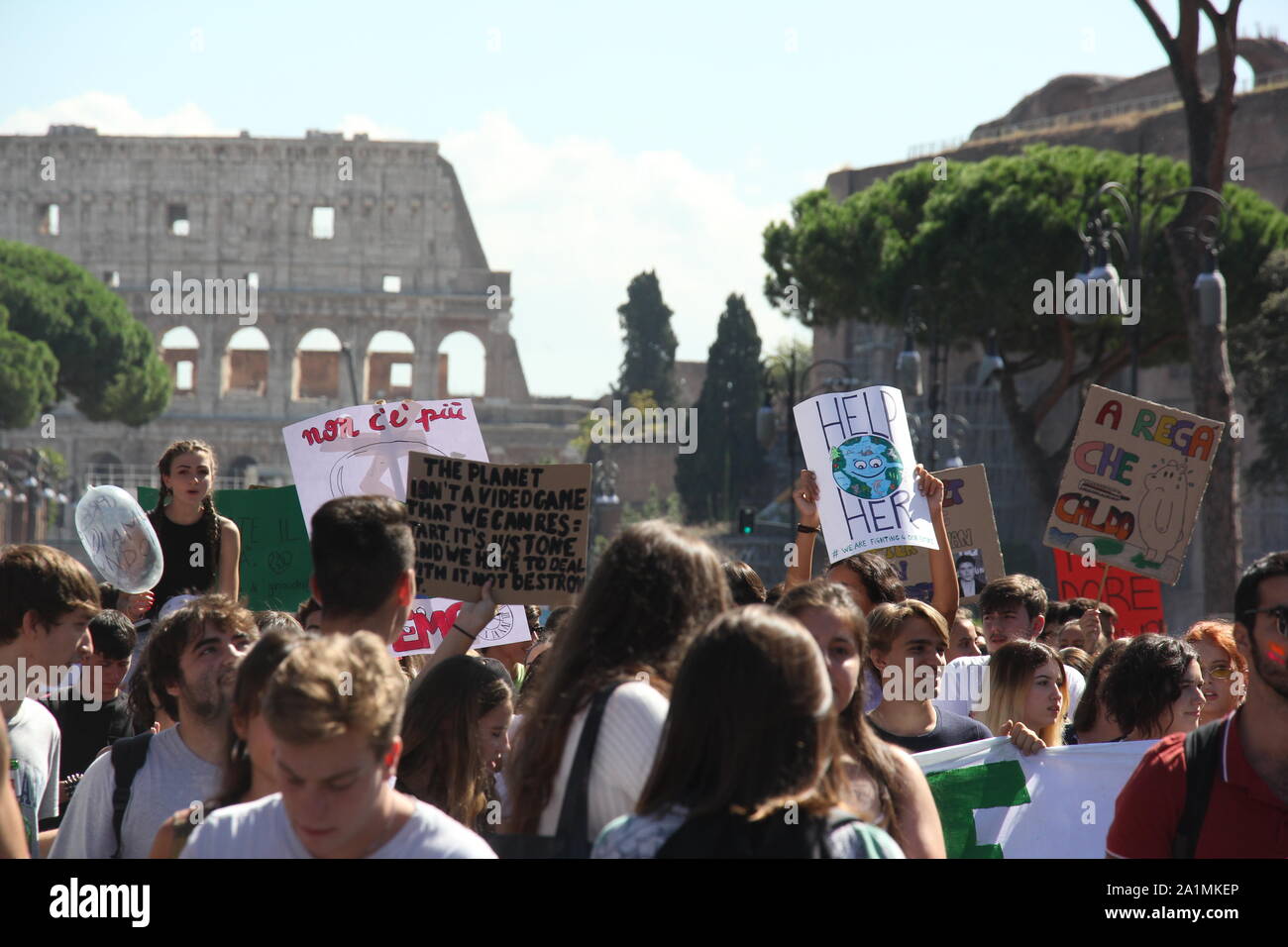 27 September 2019 Thousands of young protesters at the "Fridays for ...