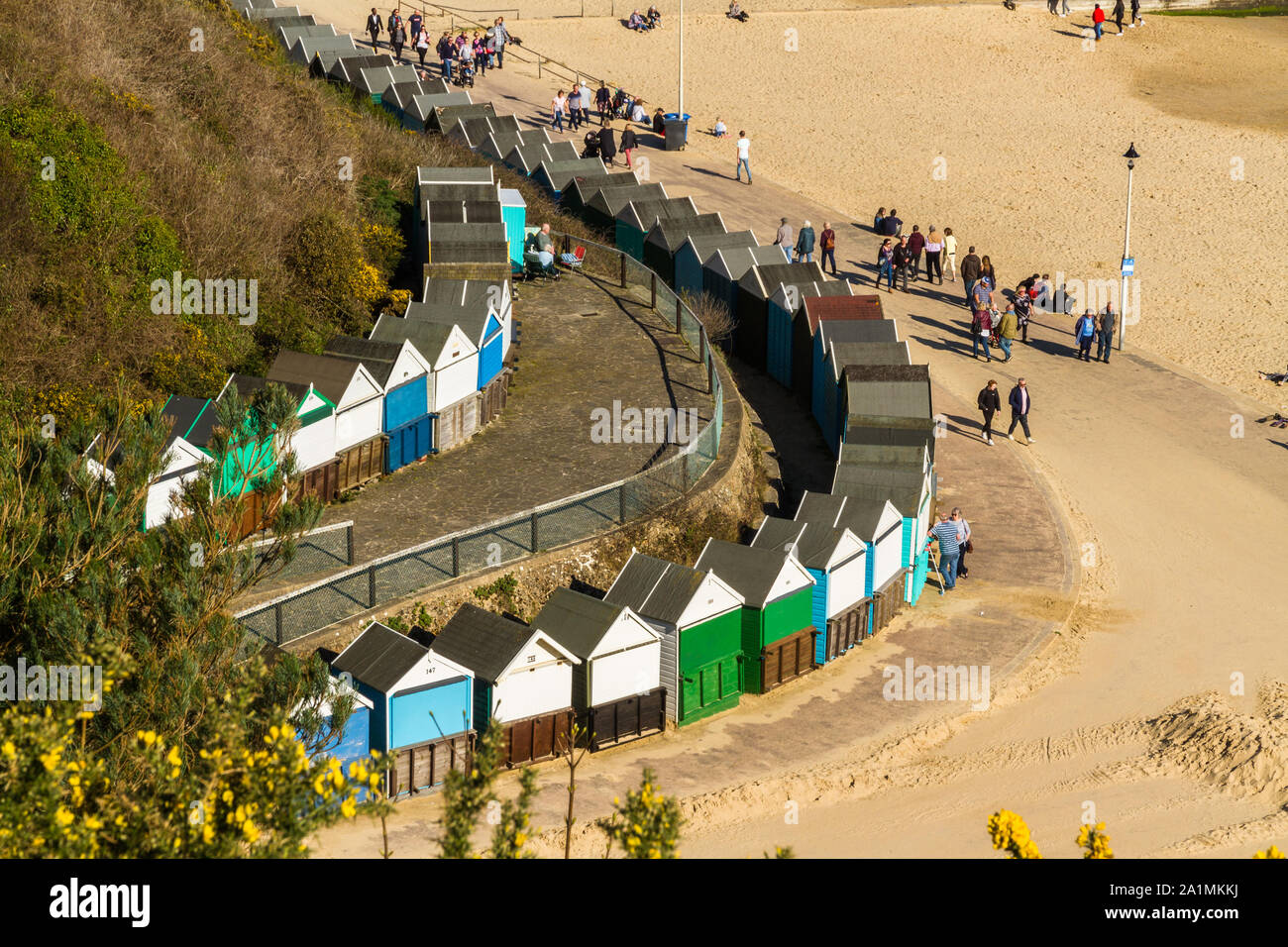 Bournemouth, England – Beach Huts and promenade, Bournemouth Beach ...