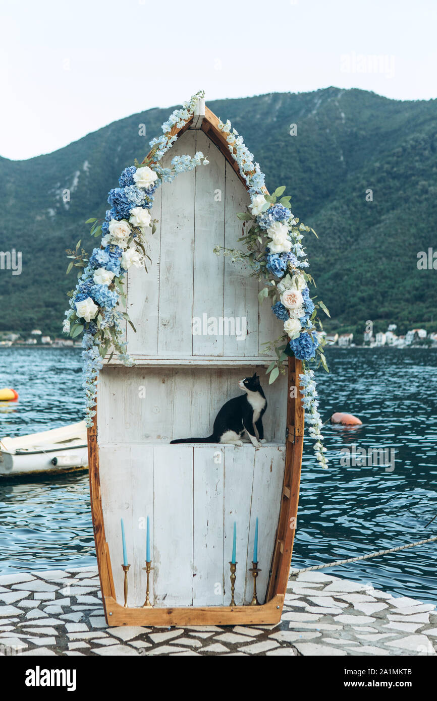 How to decorate a boat for a wedding | Beachweddingtips.com