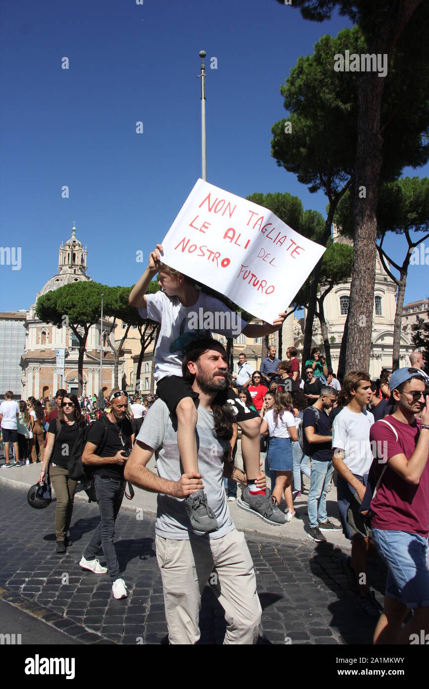 27 September 2019 Thousands of young protesters at the "Fridays for ...