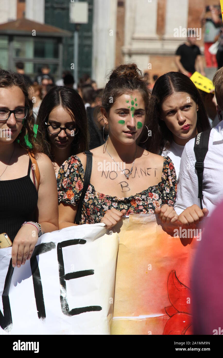 27 September 2019 Thousands of young protesters at the "Fridays for ...