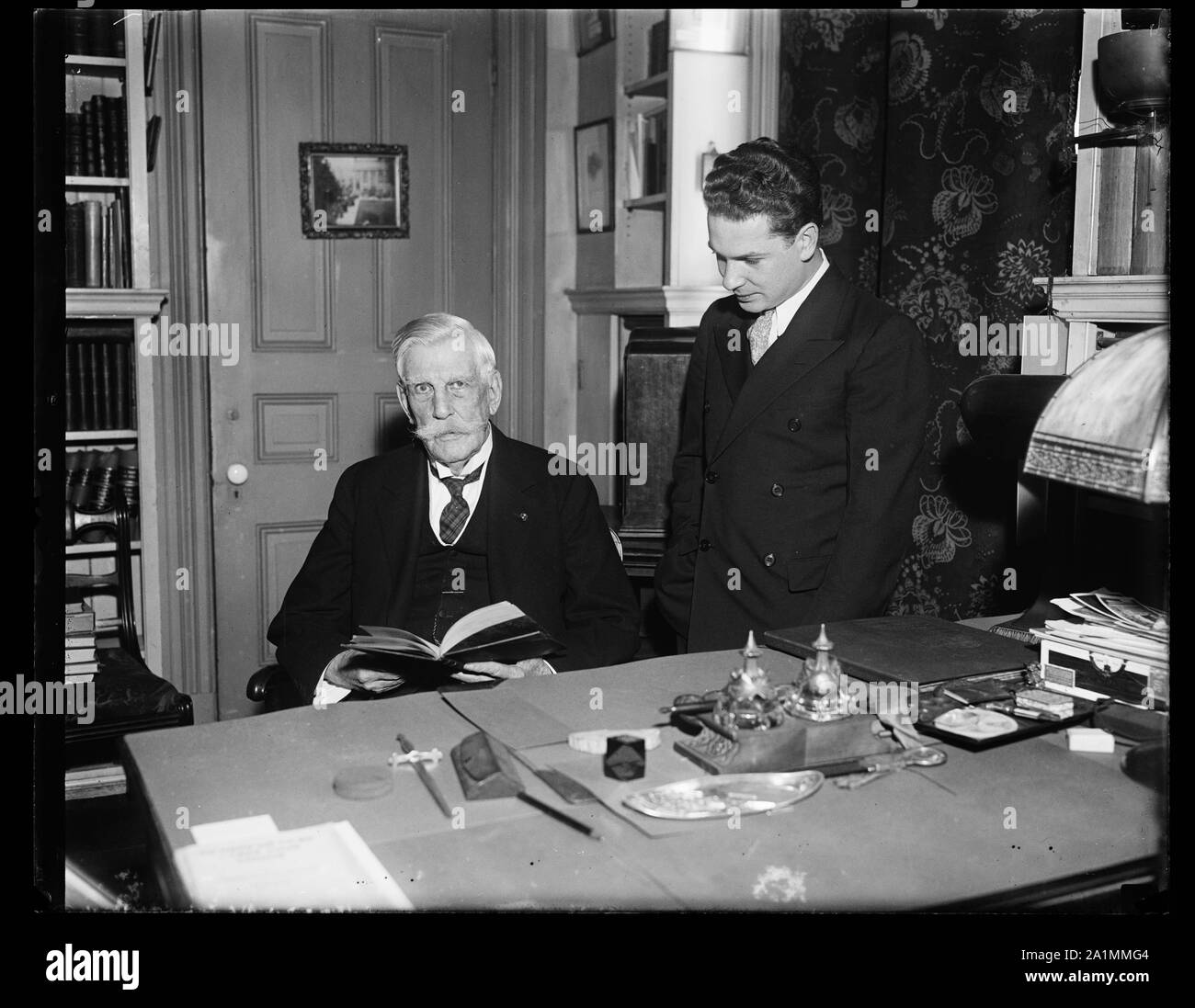 Holmes jr Black and White Stock Photos & Images - Alamy