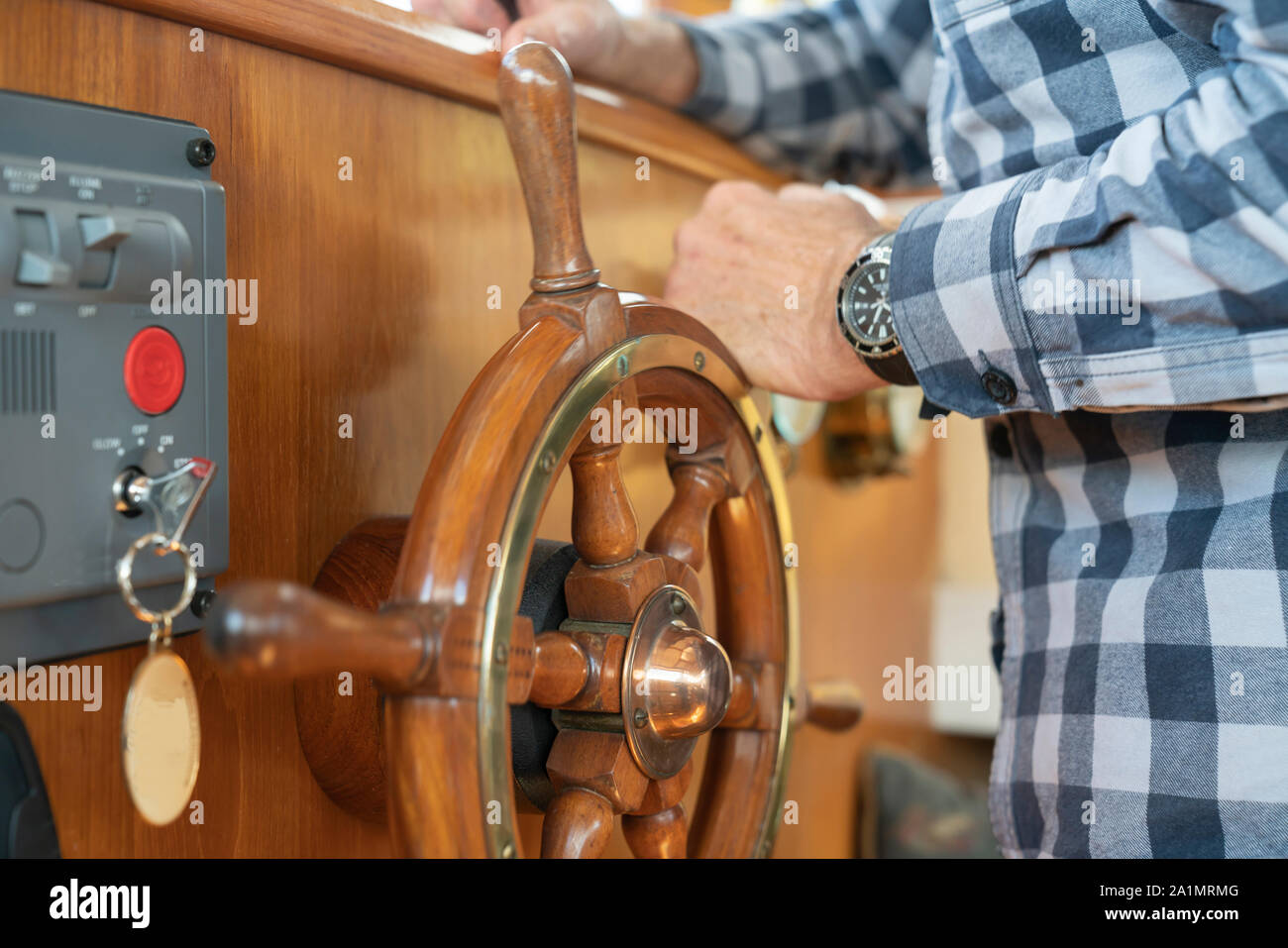Trim control hi-res stock photography and images - Alamy