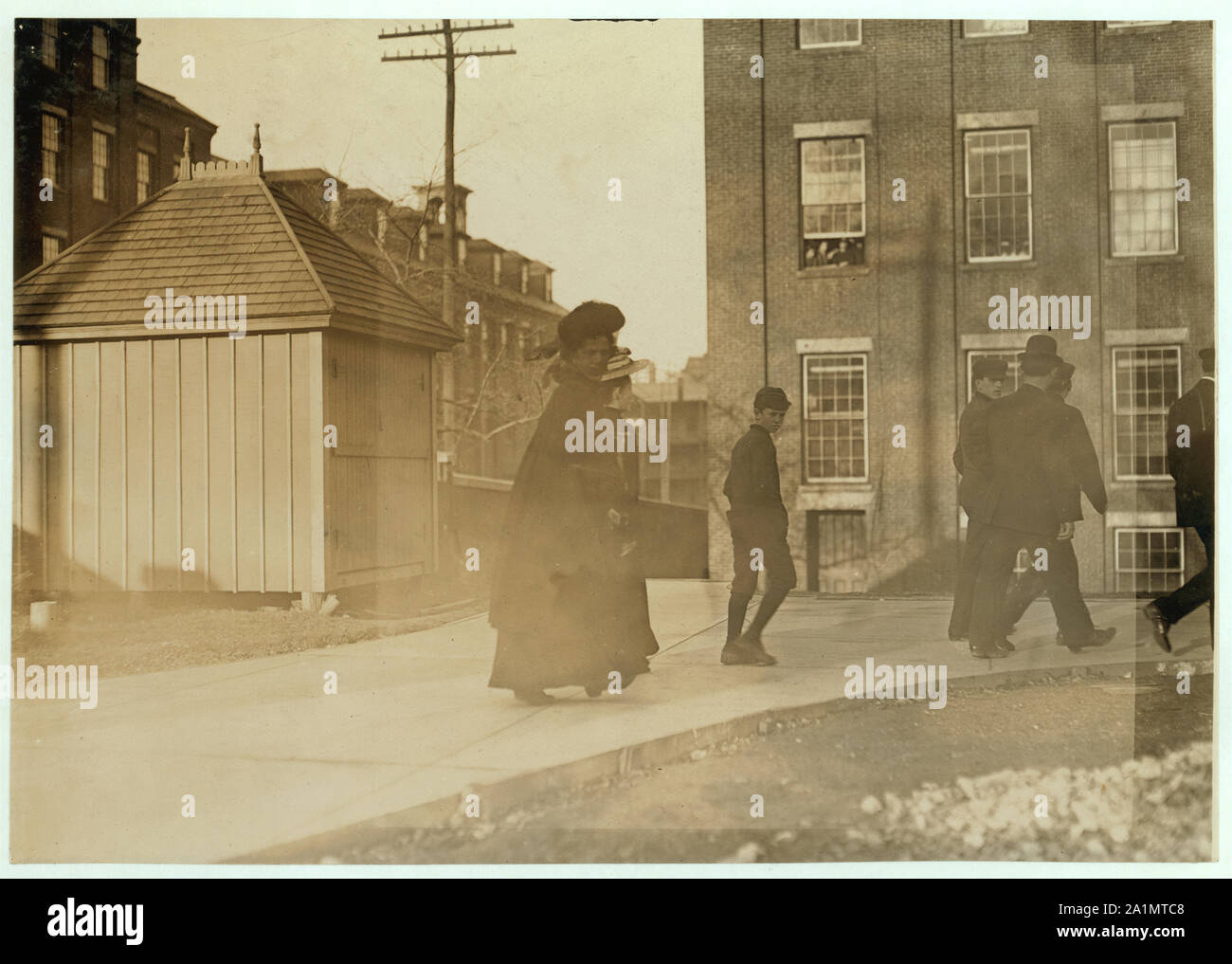 One of the boys Bates Mfg. Co., Lewiston, Me. 6 A.M. April 24, 1909 ...