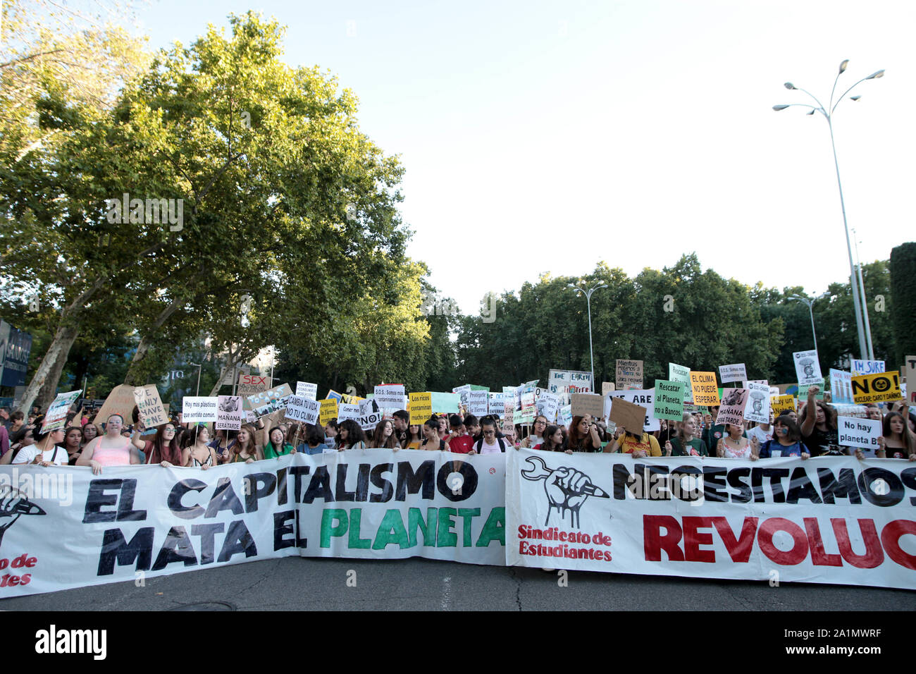 Madrid, Spain. 27th Sep, 2019. Madrid, Spain, 27/09/2019.- Student ...