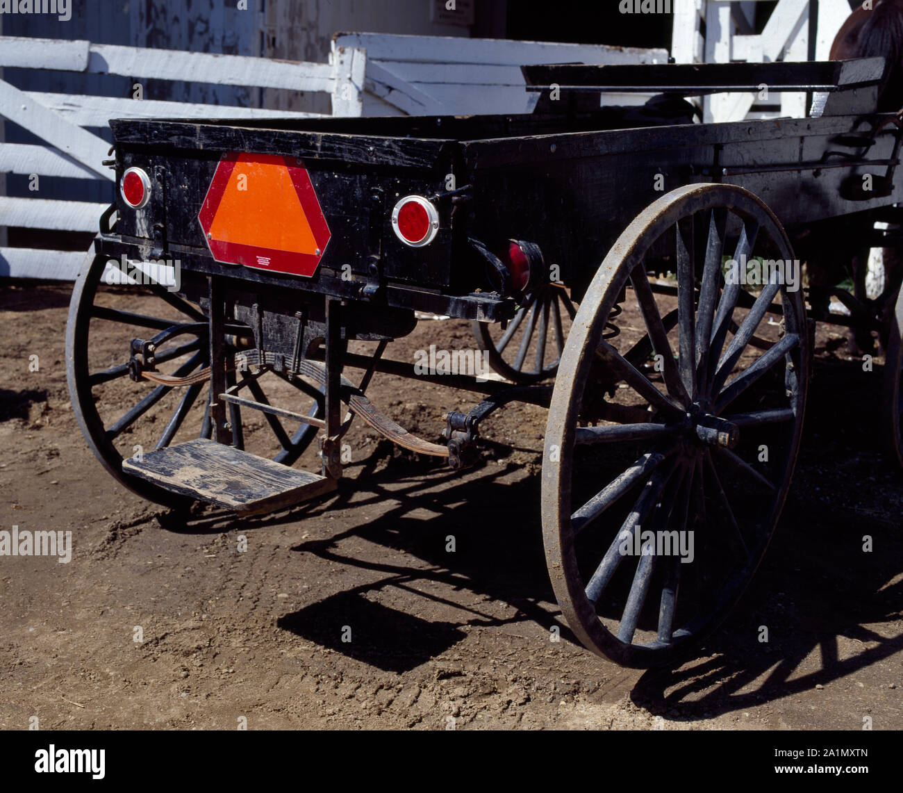 Open buggy in Amish Country, Lancaster, Pennsylvania Stock Photo - Alamy