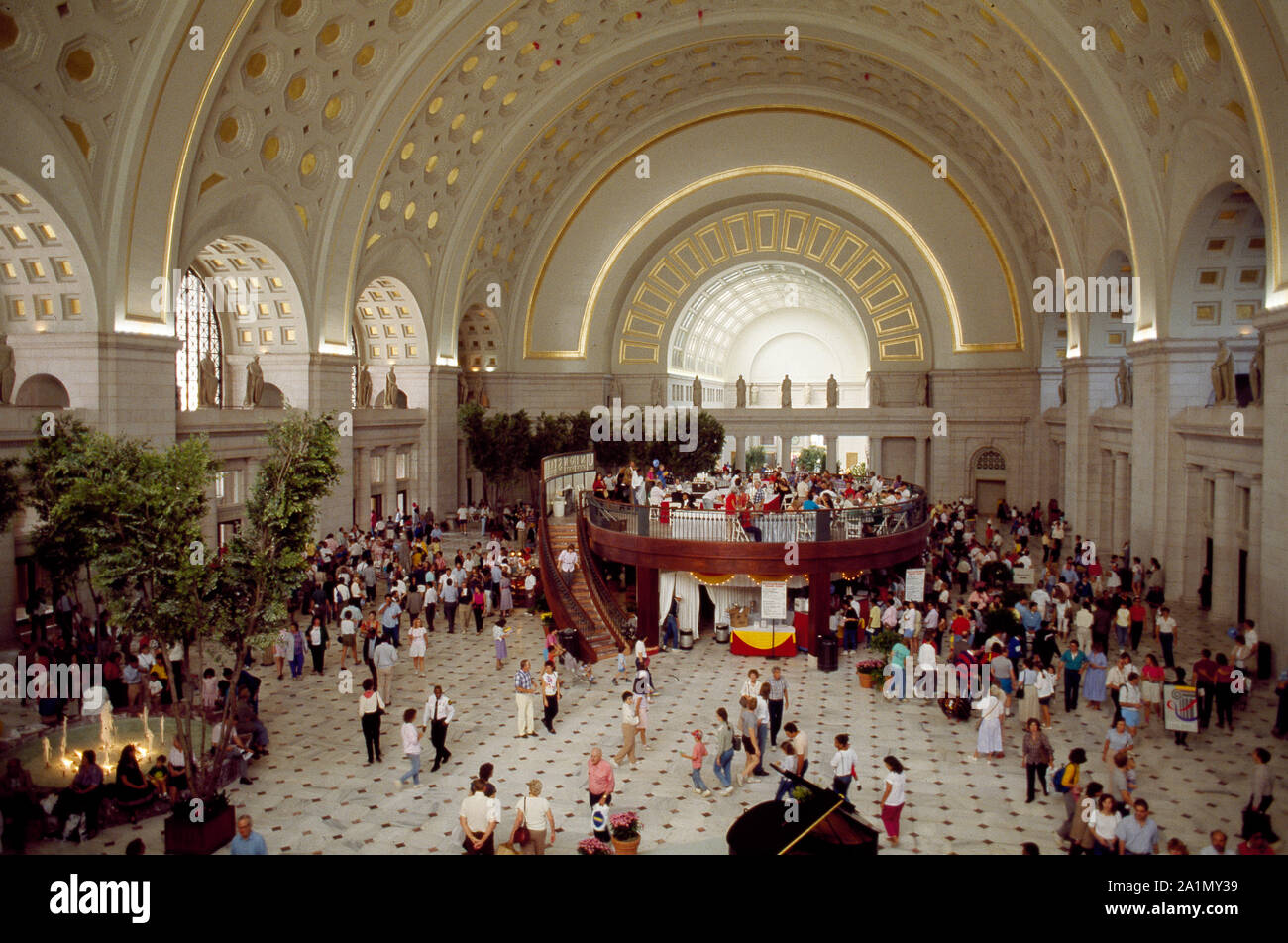 Opening day ceremony after the 1980s restoration of Union Station ...