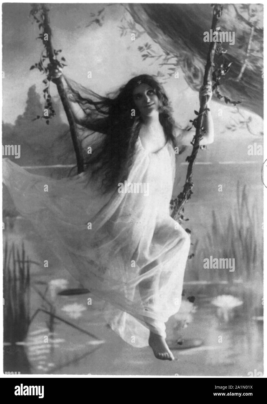 Ophelia Black and White Stock Photos & Images - Alamy