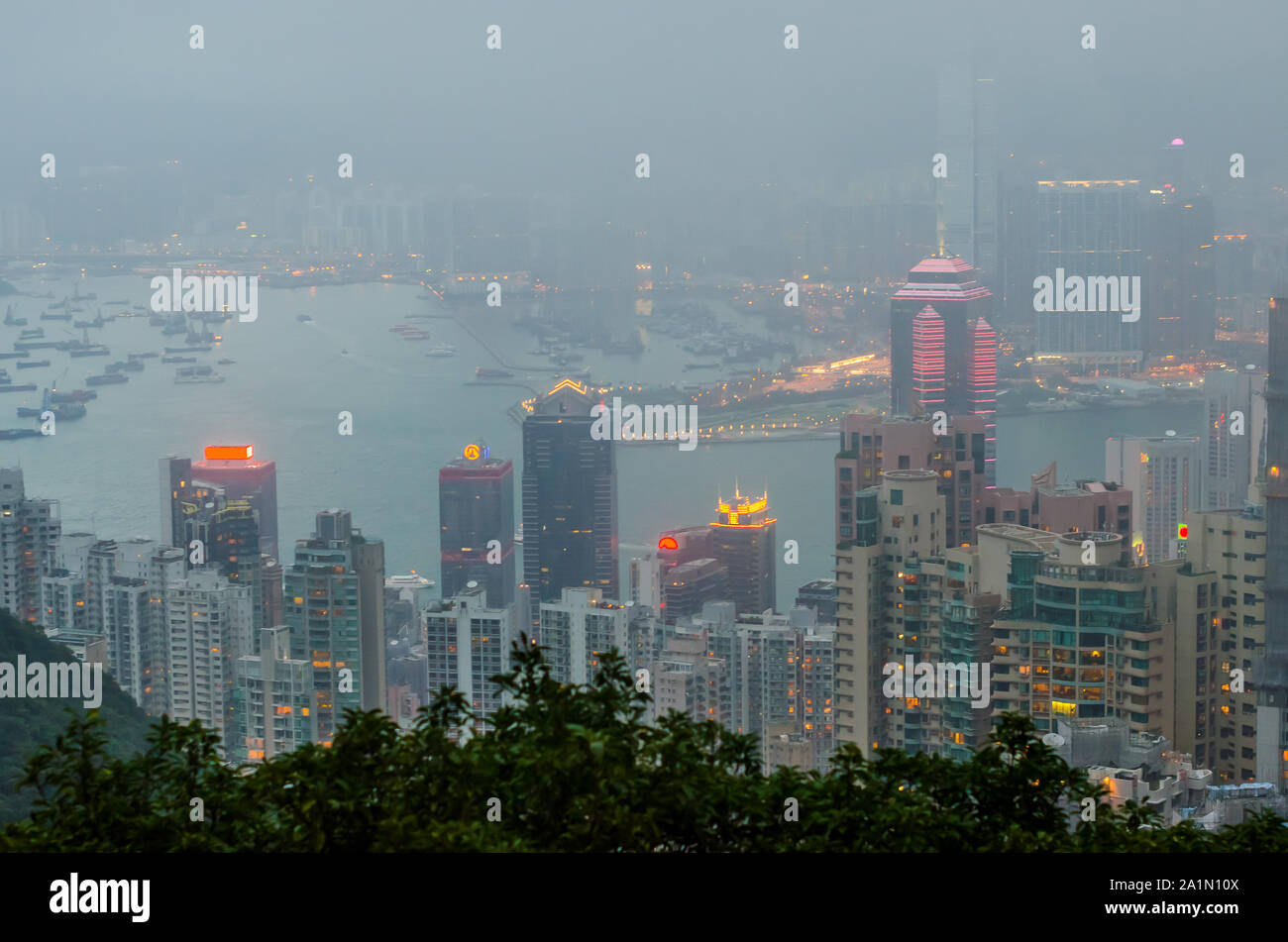 Urban nightscape victoria peak hi-res stock photography and images - Alamy