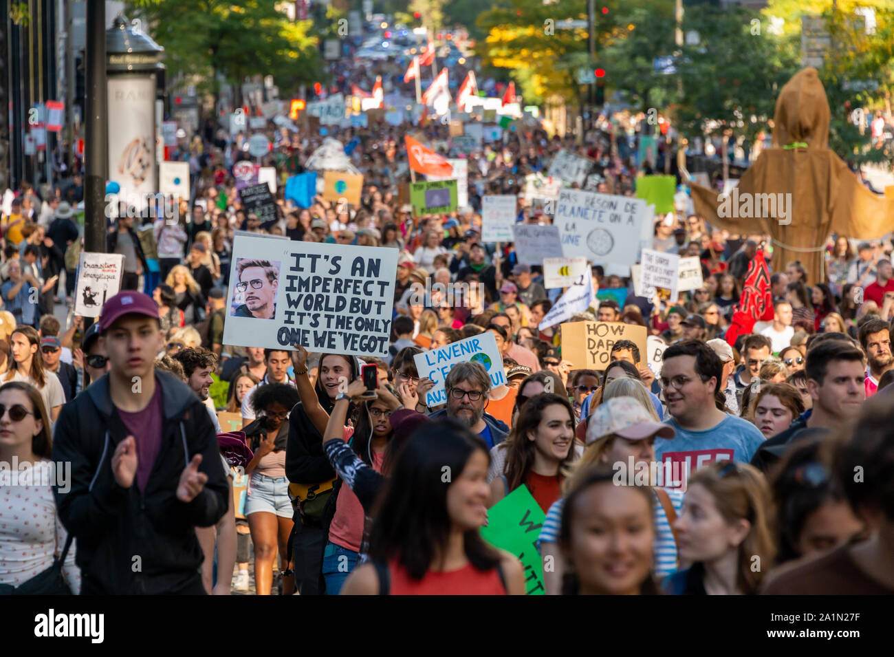 Climate change protest hi-res stock photography and images - Alamy